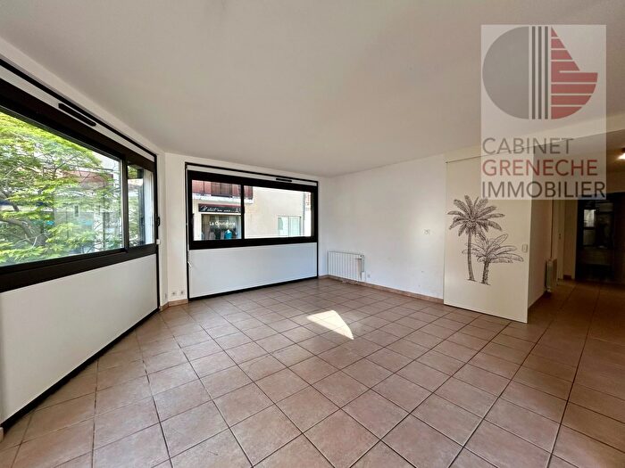 Appartement à vendre - Évian-les-Bains - 4 pièces - 3 chambres