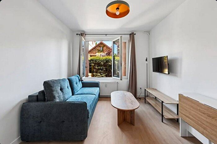 Centre Ville Ouest, Villejuif - Appartement 1 pièce à louer