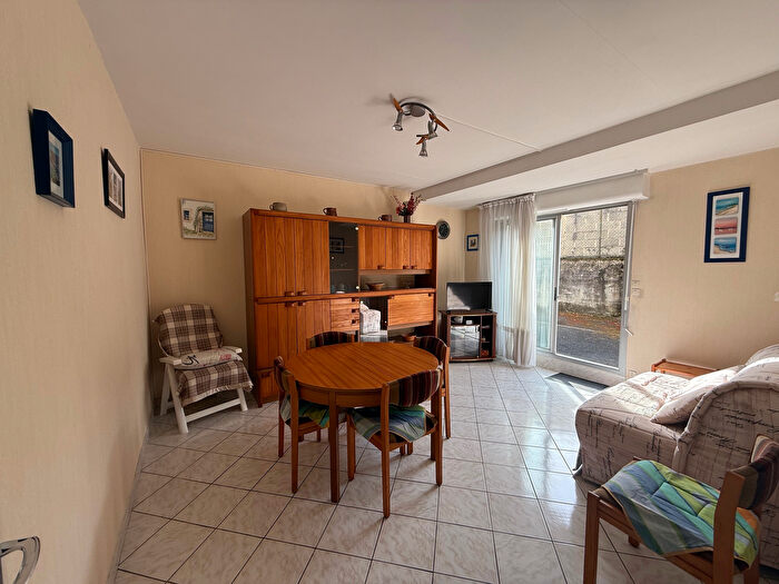 Appartement à vendre - Royan, Saint-Pierre - 2 pièces - 1 chambre