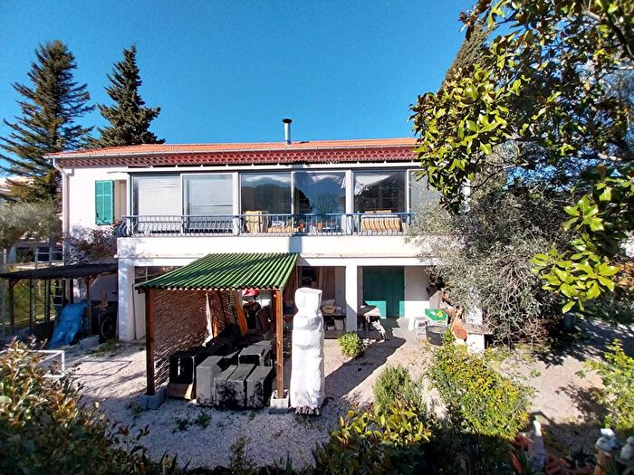 Maison à vendre - Draguignan, Pierre de la Fée, Morgay - 7 pièces - 6 chambres