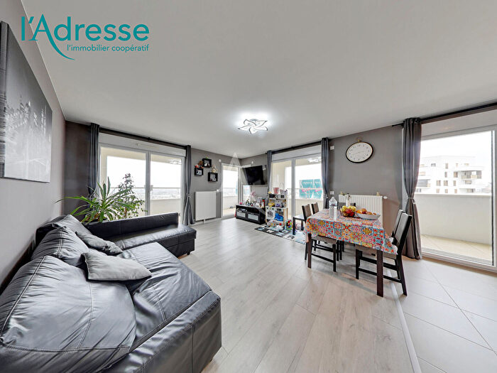 Appartement à vendre - Noisy-le-Grand, Ouest - 4 pièces - 3 chambres