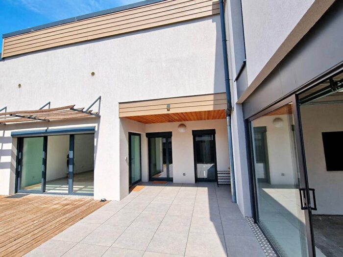 Chassieu - Appartement 5 pièces à vendre