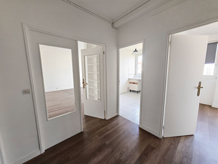 Appartement 3 pièces à Levallois-Perret, Front de Paris, à vendre