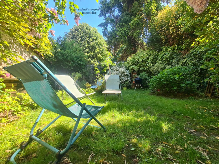 Maison à vendre - Noisy-le-Sec, Centre-ville, Gare - 6 pièces - 4 chambres