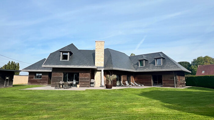 Maison à vendre - Vieuvicq - 8 pièces - 5 chambres