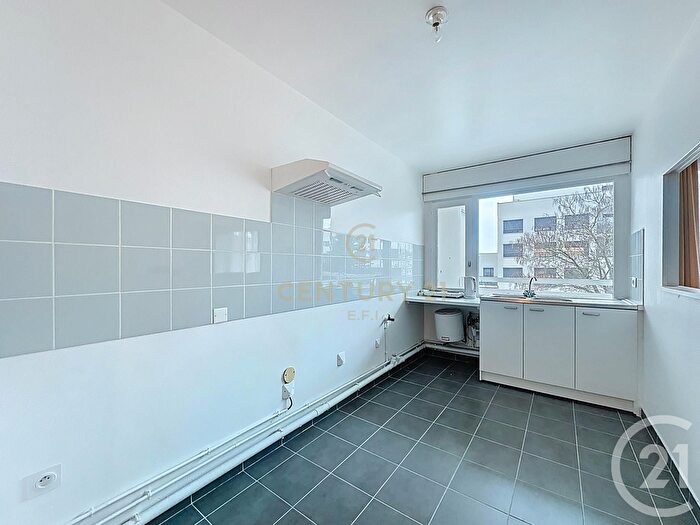 Appartement à vendre - Noisy-le-Grand, Est - 4 pièces - 3 chambres