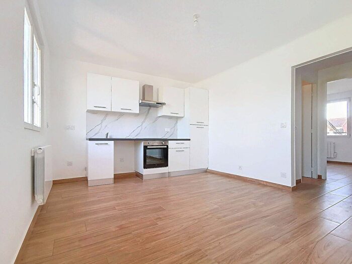Appartement 2 pièces à Centre Sud, Ormesson-sur-Marne, à louer