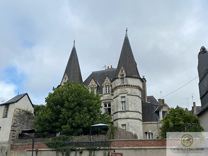 Maison à vendre - Vitré, Centre-ville - 8 pièces - 3 chambres