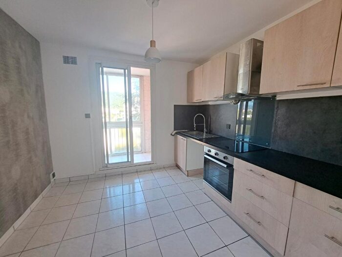 Appartement 4 pièces à louer - Le Pont-de-Claix, Grand Galet