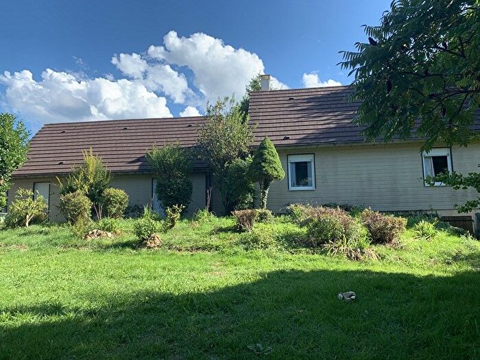 Maison à vendre - Avallon - 8 pièces - 4 chambres