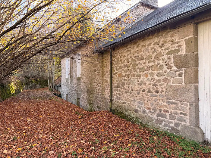 Maison à vendre - Péret-Bel-Air - 5 pièces - 4 chambres