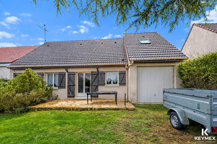 Maison à vendre - Beaumont-sur-Oise - 5 pièces - 3 chambres