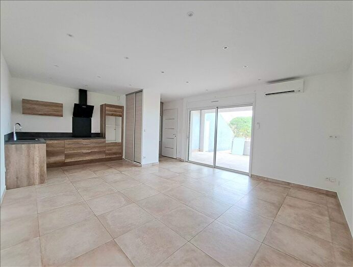 Appartement à louer - Biguglia - 3 pièces - 2 chambres