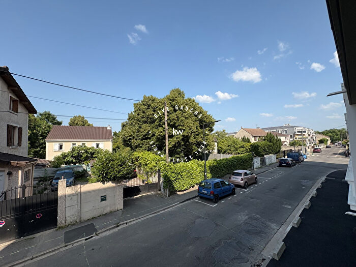 Appartement à louer - Montfermeil, Coudreaux - 3 pièces - 2 chambres