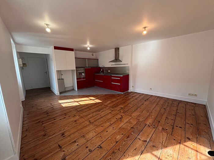 Appartement 2 pièces à Pau, Centre-ville, à louer