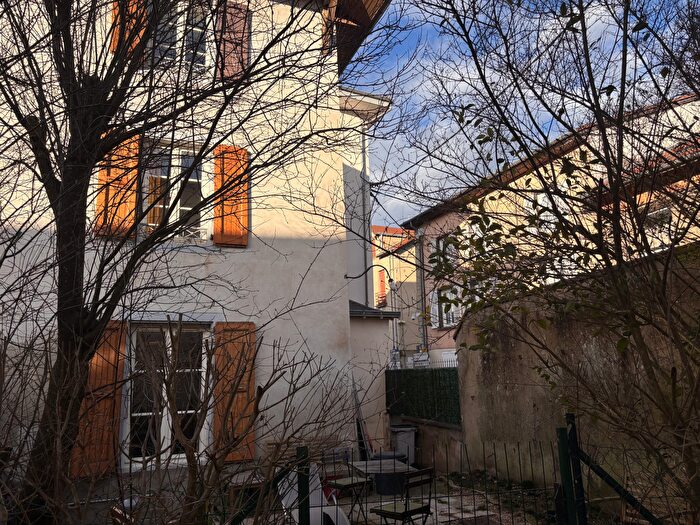 Maison à vendre - Saint-Étienne-de-Saint-Geoirs - 4 pièces - 3 chambres