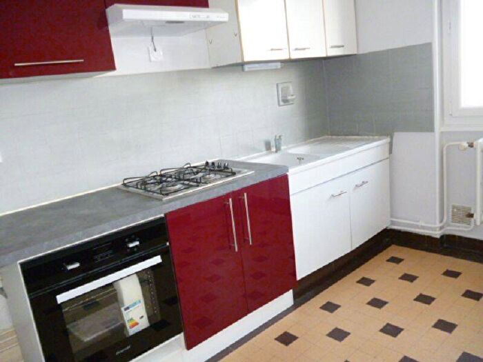 Appartement 4 pièces à louer à Les Hauts d'Aubiere, Aubière