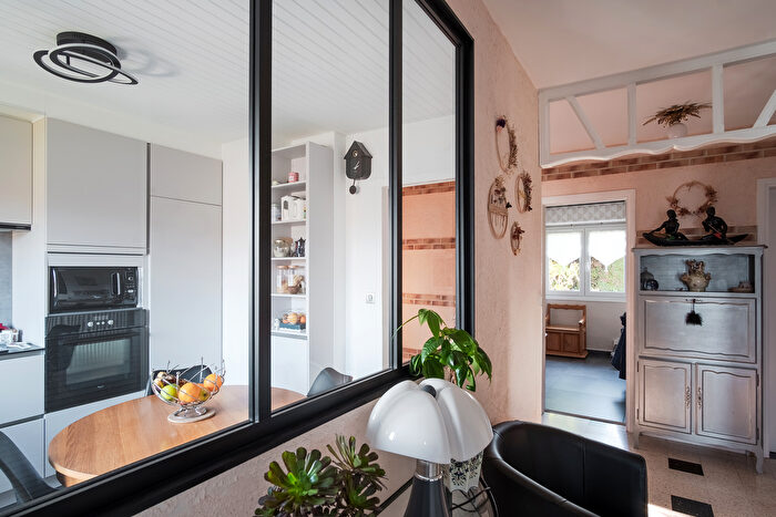 Maison à vendre - Salouël - 5 pièces - 4 chambres