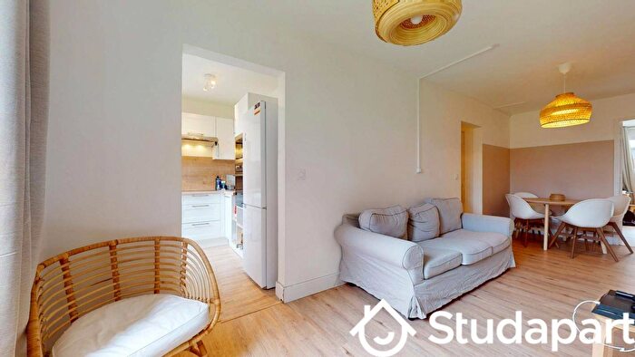 Appartement à louer - Villeurbanne - 1 pièce - 1 chambre