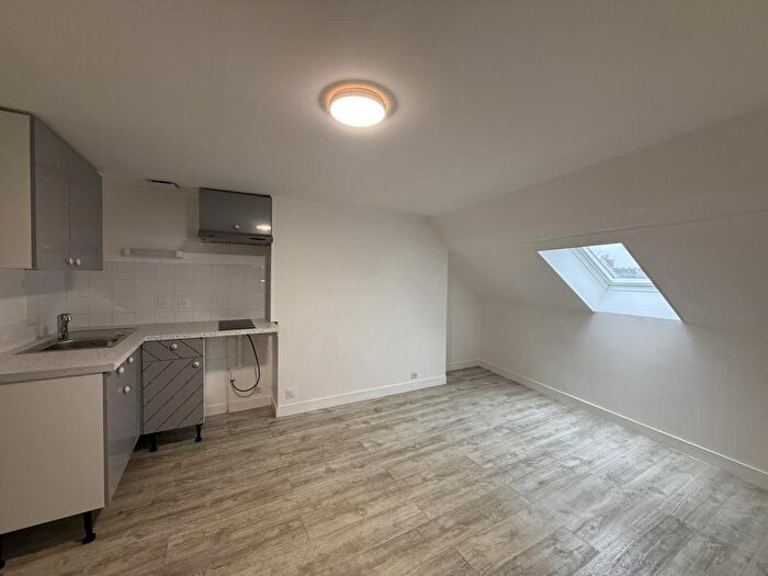 Appartement à louer - Nemours, Beauregard - 2 pièces - 1 chambre