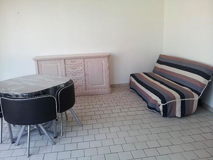 Bordeaux, Saint-Christoly : Appartement 3 pièces à louer