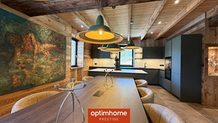 Maison 8 pièces à vendre à Saint-Nabord