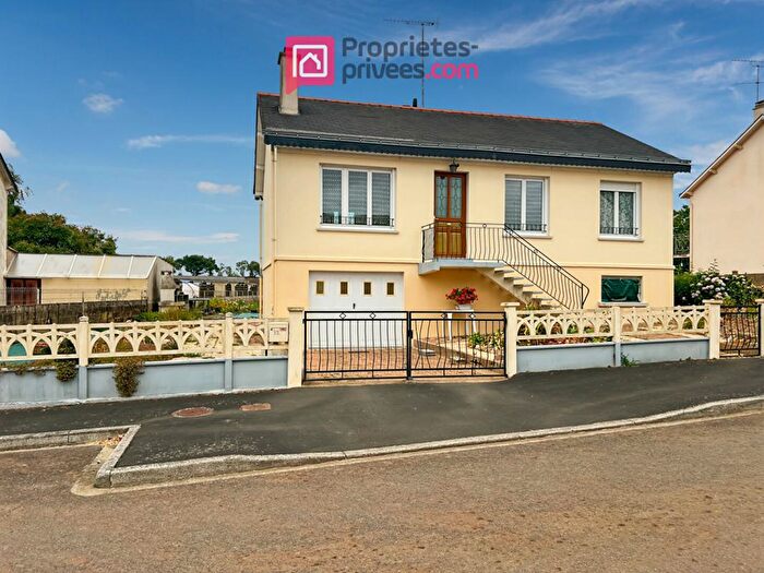 Maison à vendre - Saint-Julien-de-Vouvantes - 5 pièces - 2 chambres