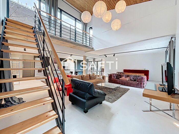 Appartement à vendre - Gratentour - 7 pièces - 6 chambres