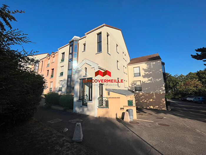 Verneuil-sur-Seine, Centre-ville, Gare : Appartement 2 pièces à louer