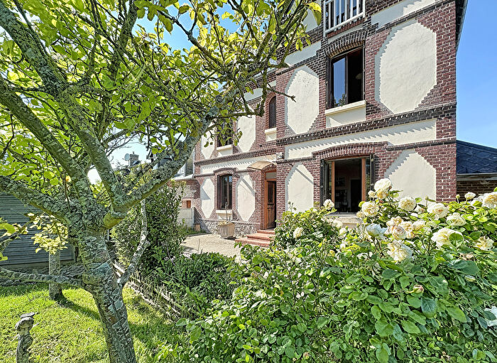 Maison 6 pièces à Saint-Pierre-en-Port, à vendre