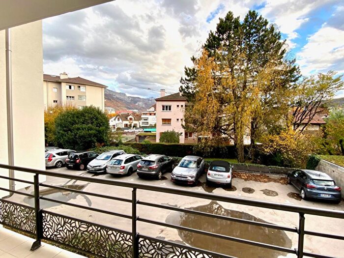 Appartement 4 pièces à louer à Annecy, Romains