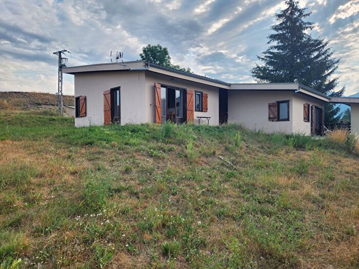 Ancelle - Maison 5 pièces à vendre