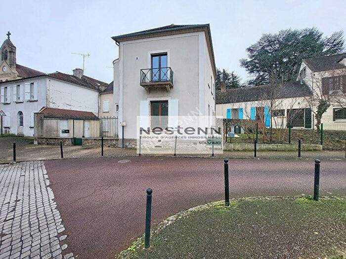 Appartement à louer - Saint-Germain-lès-Corbeil - 3 pièces - 2 chambres