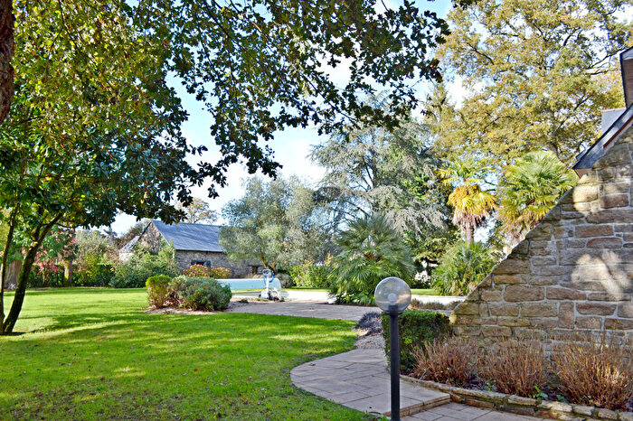 Maison à vendre - Bains-sur-Oust - 8 pièces - 4 chambres