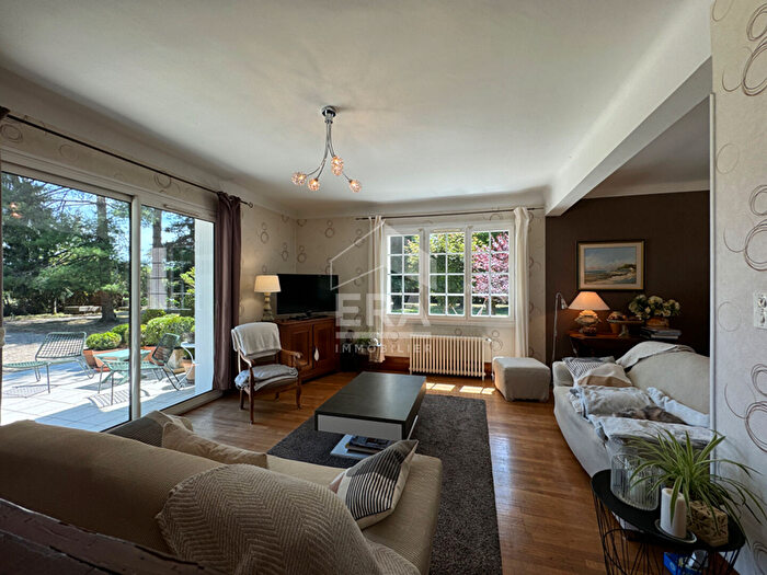 Maison à vendre - Razac-sur-lIsle - 8 pièces - 6 chambres