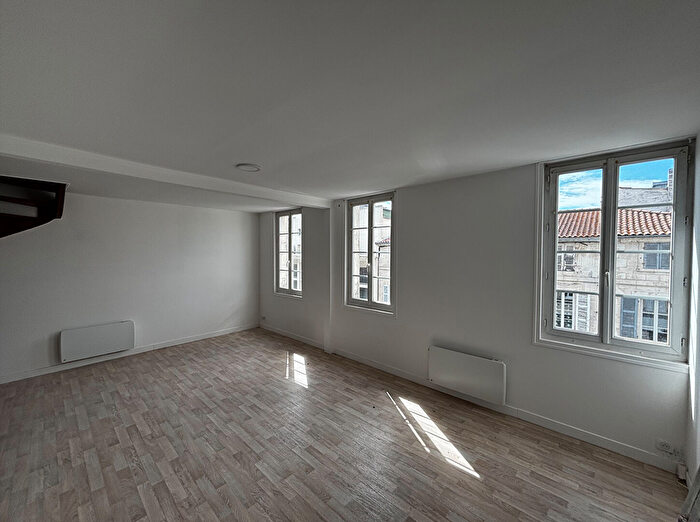 Rochefort, Centre-ville - Appartement 4 pièces à vendre