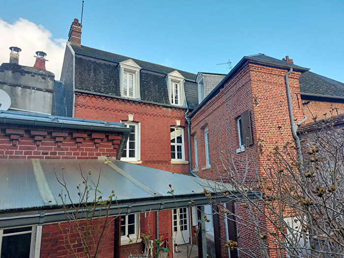 Maison à vendre - Eu - 9 pièces - 6 chambres