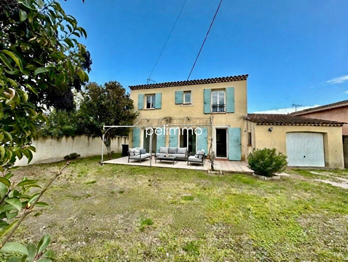 Maison à vendre - Salon-de-Provence, Batignoles, Michelet - 5 pièces - 4 chambres