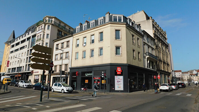 Appartement à louer - Nancy, Centre-ville, Charles III - 1 pièce