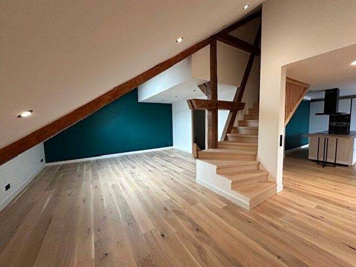 Appartement 4 pièces à louer à Divonne-les-Bains