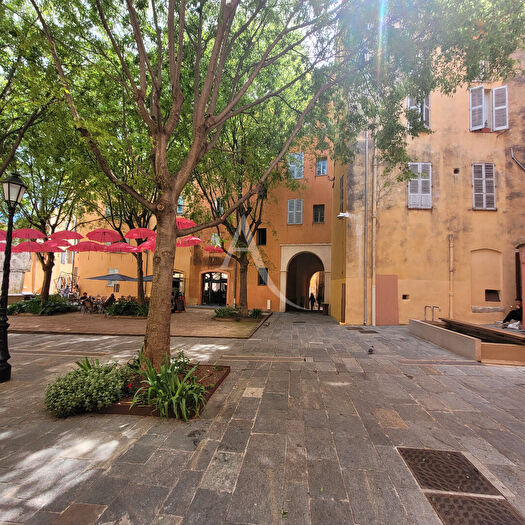 Appartement à vendre - Grasse, Centre-ville Nord - 2 pièces - 1 chambre