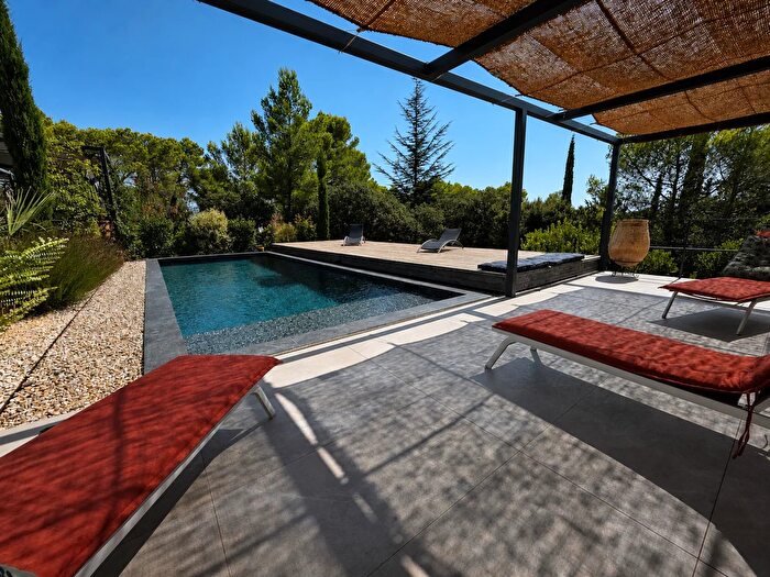 Maison 6 pièces à Nîmes, Terres de Rouvière, L'Eau Bouillie, à vendre