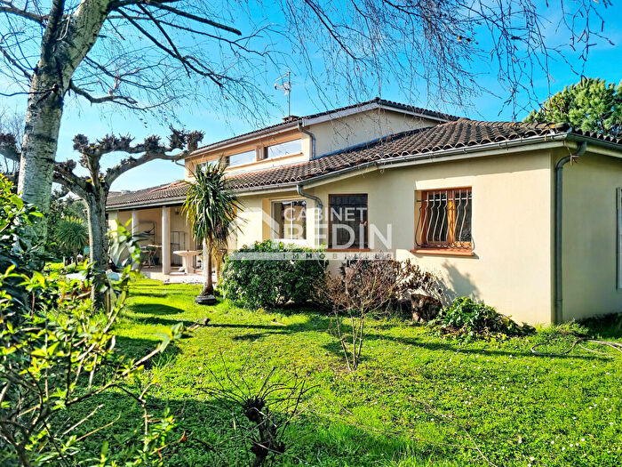 Maison à vendre - Aucamville - 8 pièces - 5 chambres