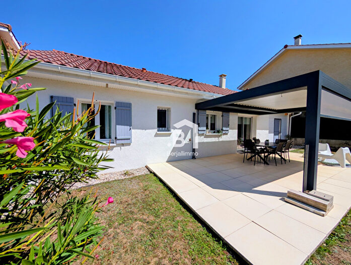 Maison 4 pièces à Saint-Savin, à vendre