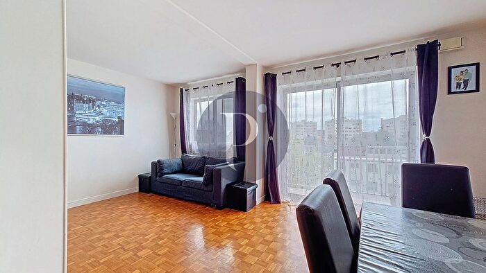 Appartement 4 pièces à vendre - Fresnes, Centre-ville