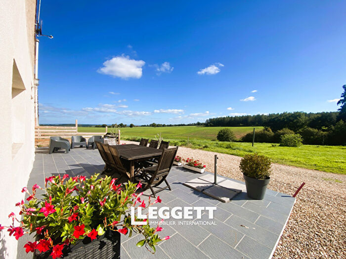 Maison à vendre - Épineuil-le-Fleuriel - 12 pièces - 9 chambres