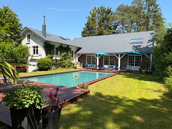 Maison 8 pièces à Fontainebleau, France, Joffre, à vendre