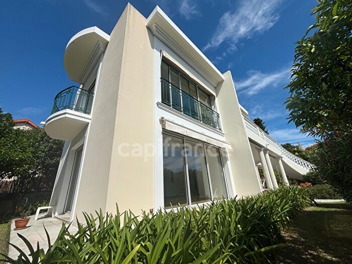 Maison à vendre - Nice, Le Ray - 6 pièces - 4 chambres