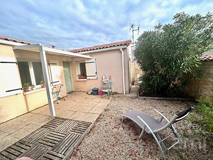 Maison à louer - Goise-Champommier-Champclairot, Niort - 2 pièces - 1 chambre