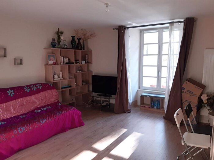 Appartement à louer - Les Ecarts, Embrun - 1 pièce